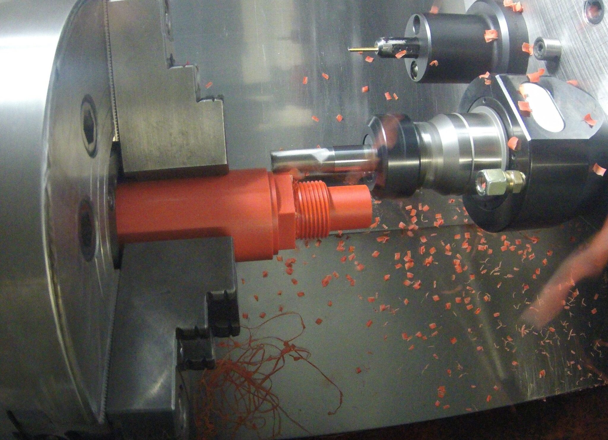 Turning plastics - Tecoplast